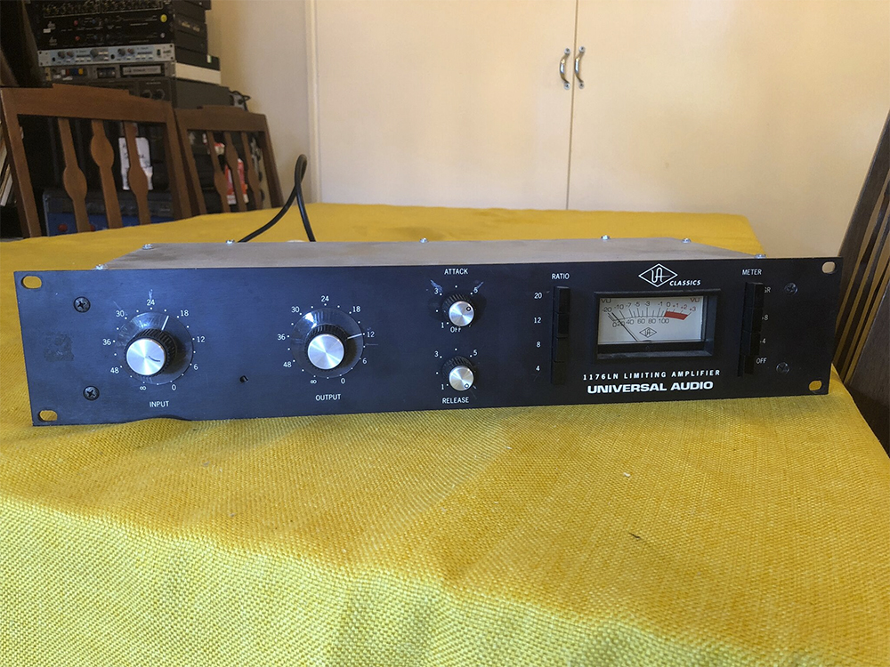 Record Producer Magoo to Sell Studio Gear Collection on | Reverb News