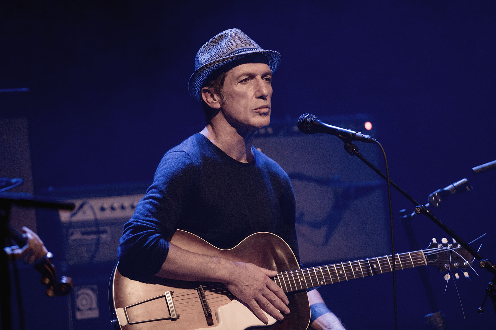 Interview : Miossec, un passionné de matériel | Reverb News