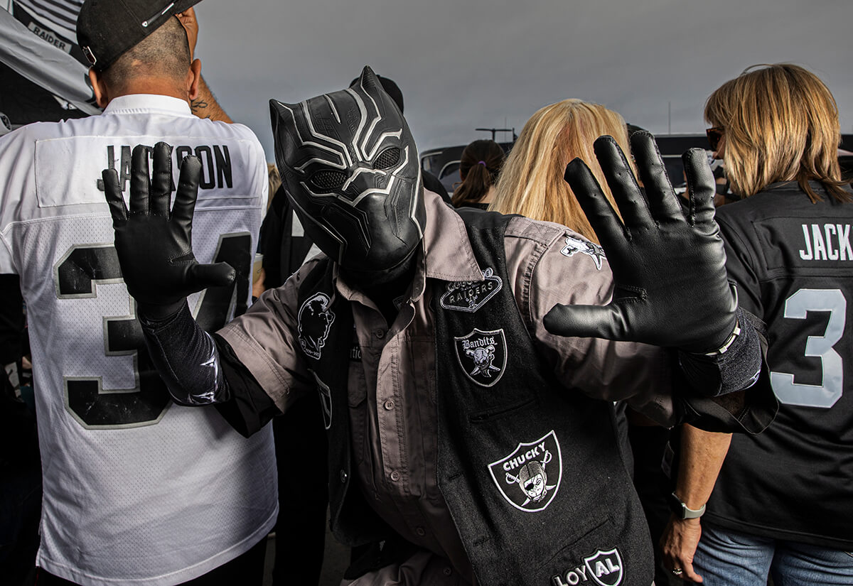 Raider Nation up close: Photos of the NFL’s most intmidating fans ...
