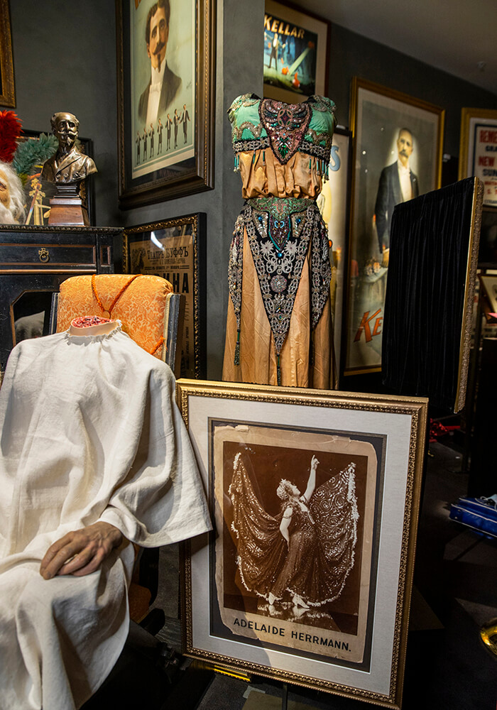 David Copperfield’s secret magic museum revealed in new book – PHOTOS ...