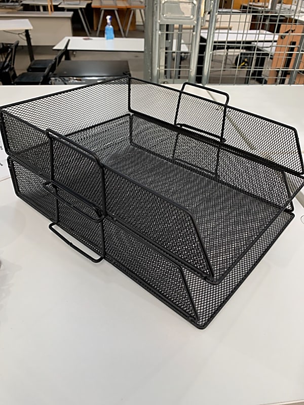 Pair of mesh metal in-trays just £0.00 Item ID 9951