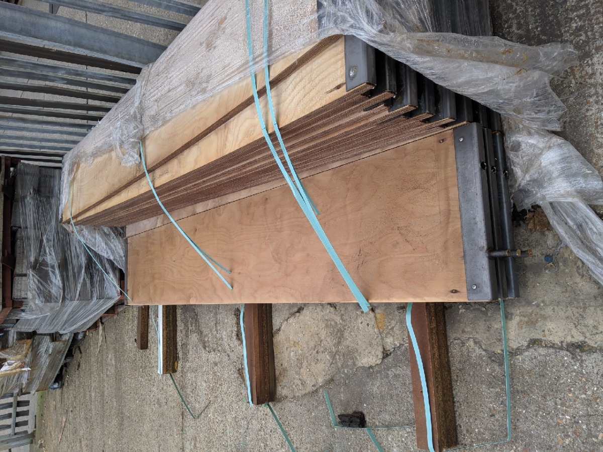 walk boards - lot of 21 just £52 Item ID 5715