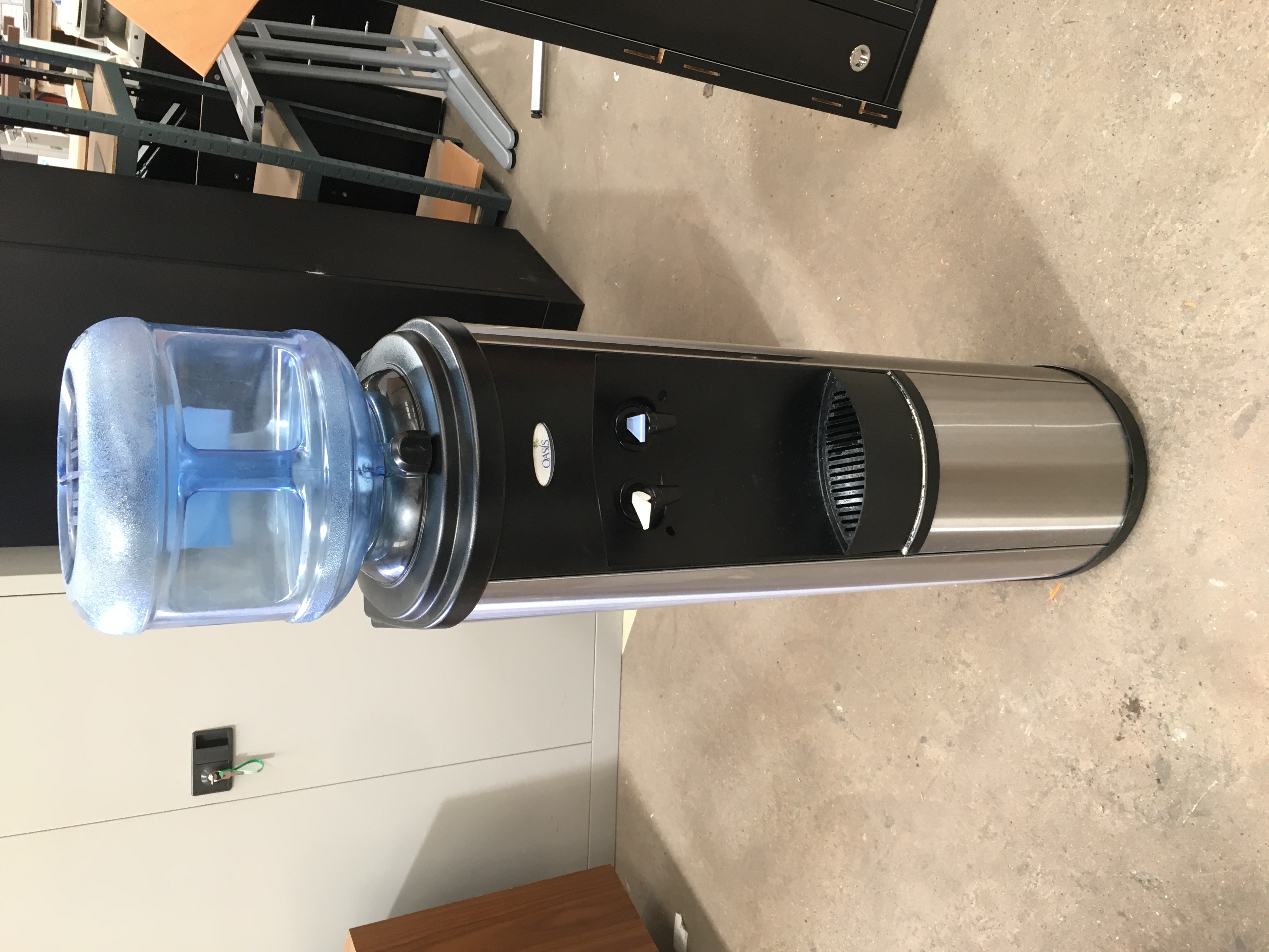 Oasis water cooler dispenser just £25 Item ID 13813
