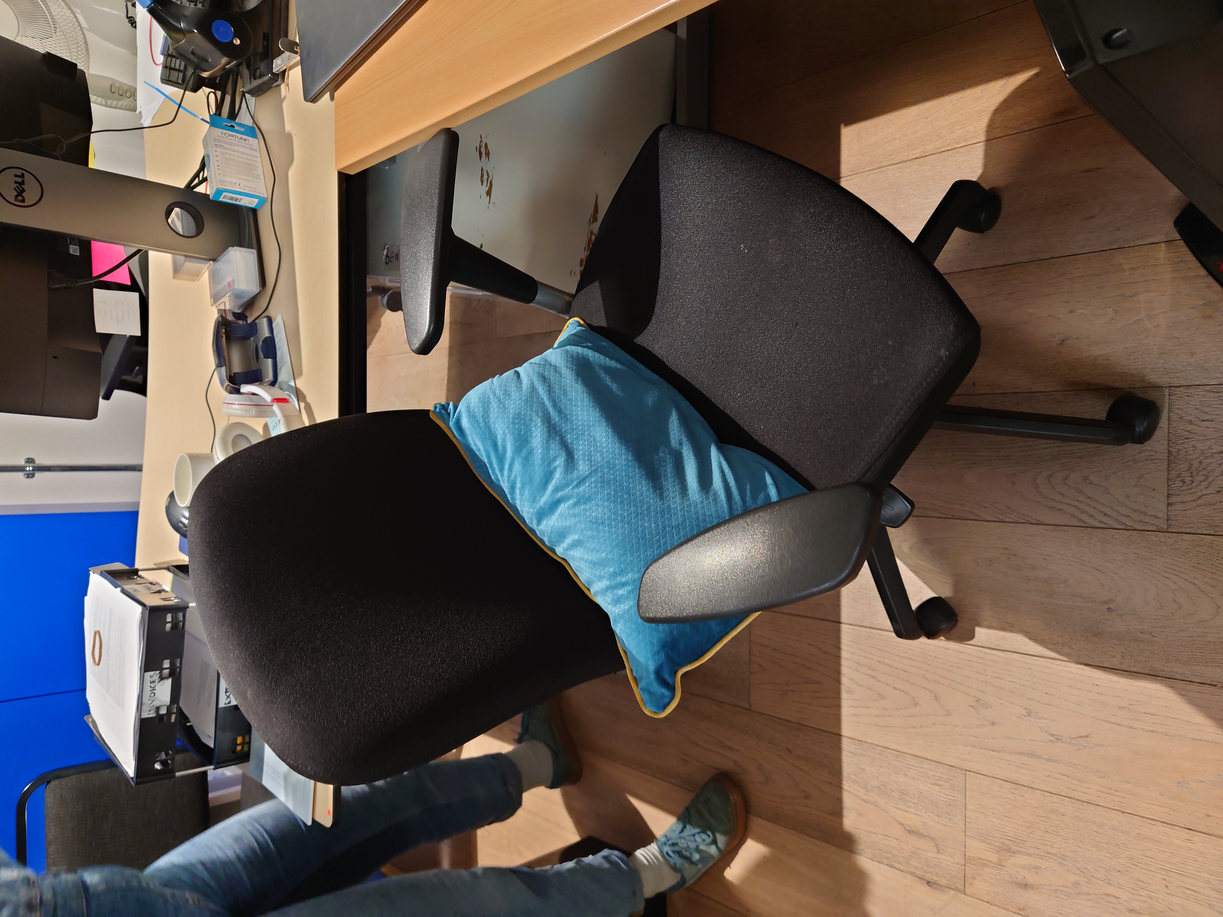 Operator chair with T shaped arm rests just £6 Item ID 27048