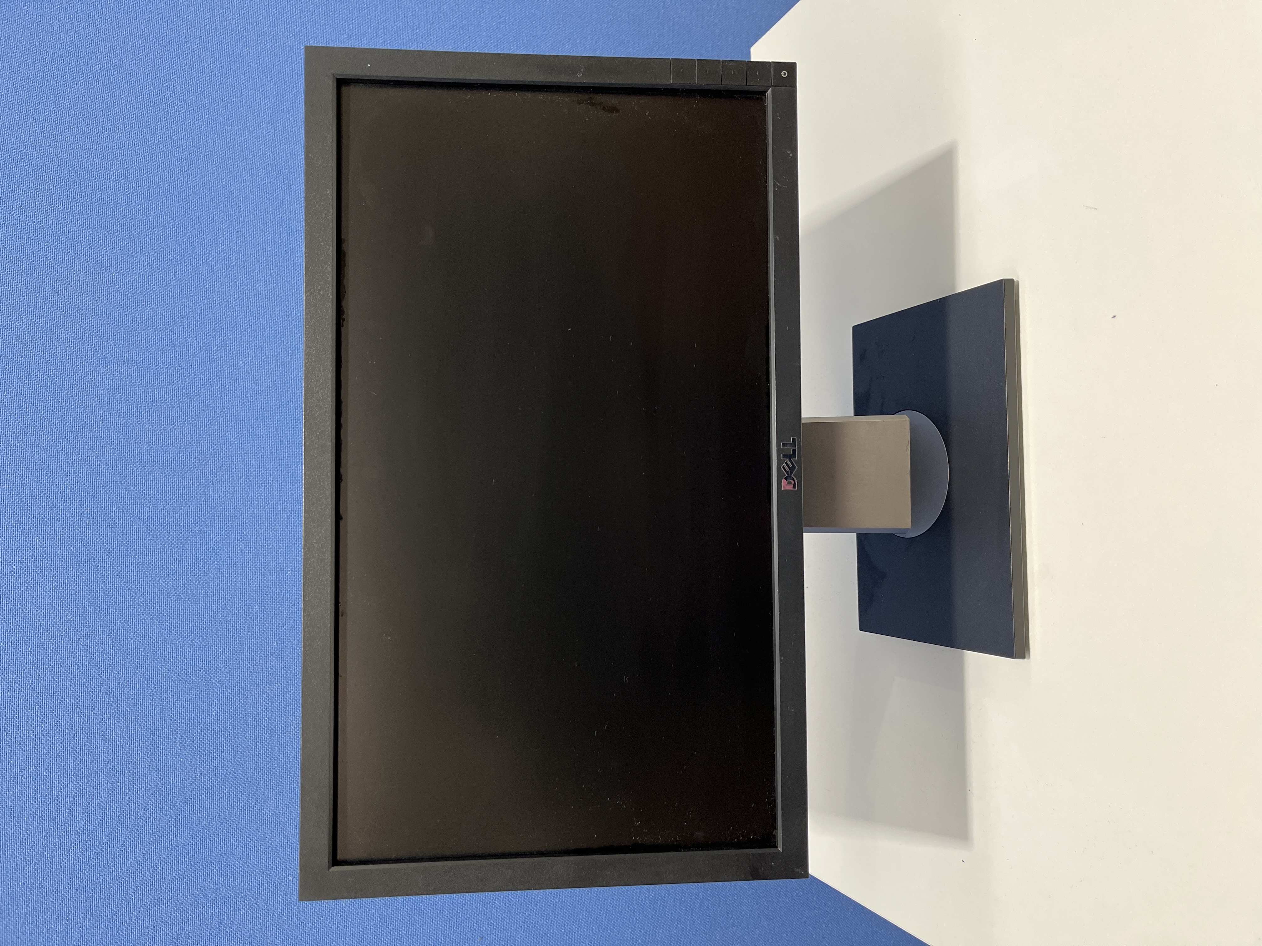 Dell p2011ht monitor just £25 Item ID 28338