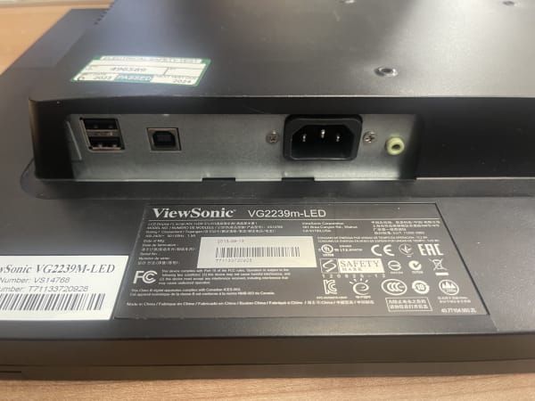 ViewSonic 22 inch VG2239-m monitor screen just £FREE