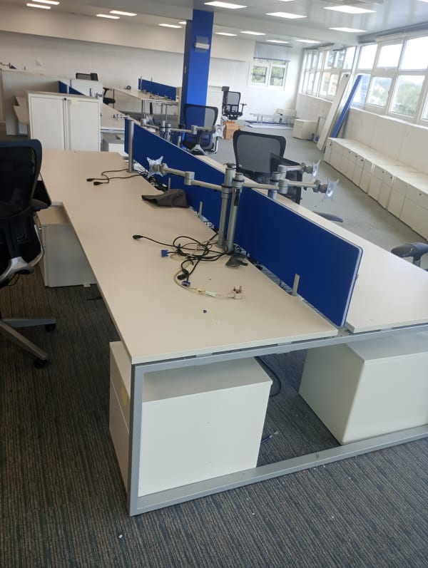 Haworth 4 person bench desk with screens just £250.00