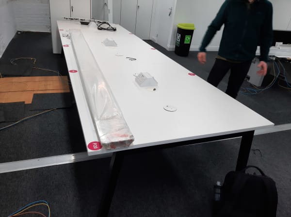 Agile working table/ touchdown desks just £309.00