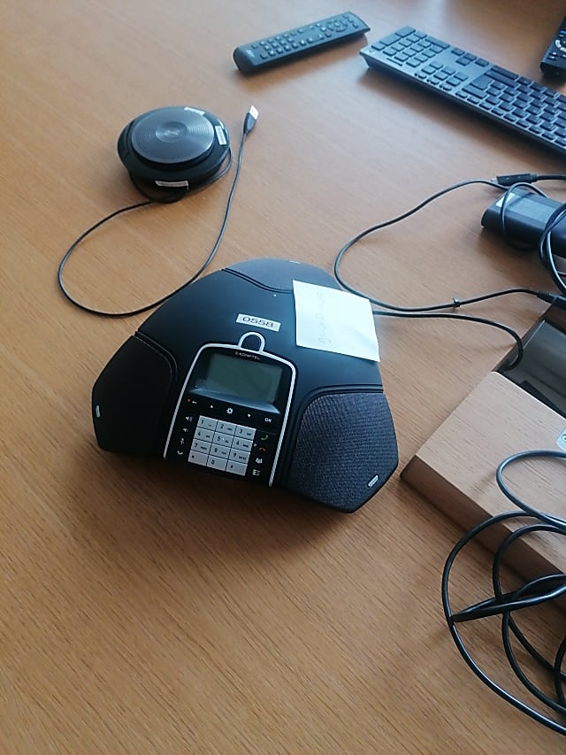 conference phone unit just £FREE Item ID 32134