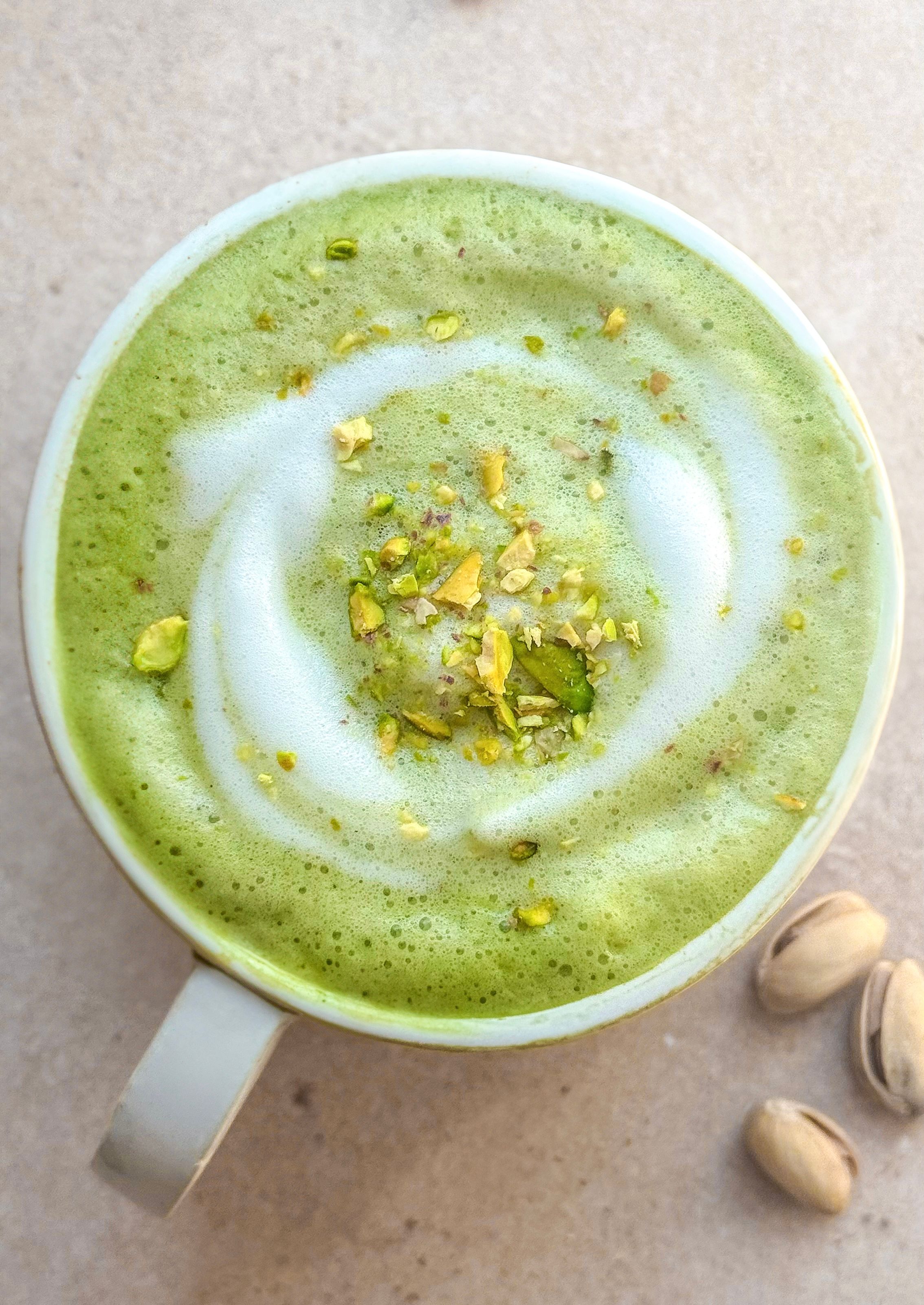Pistachio Matcha Latte | Rily Recipes | Rily · Good Recipes