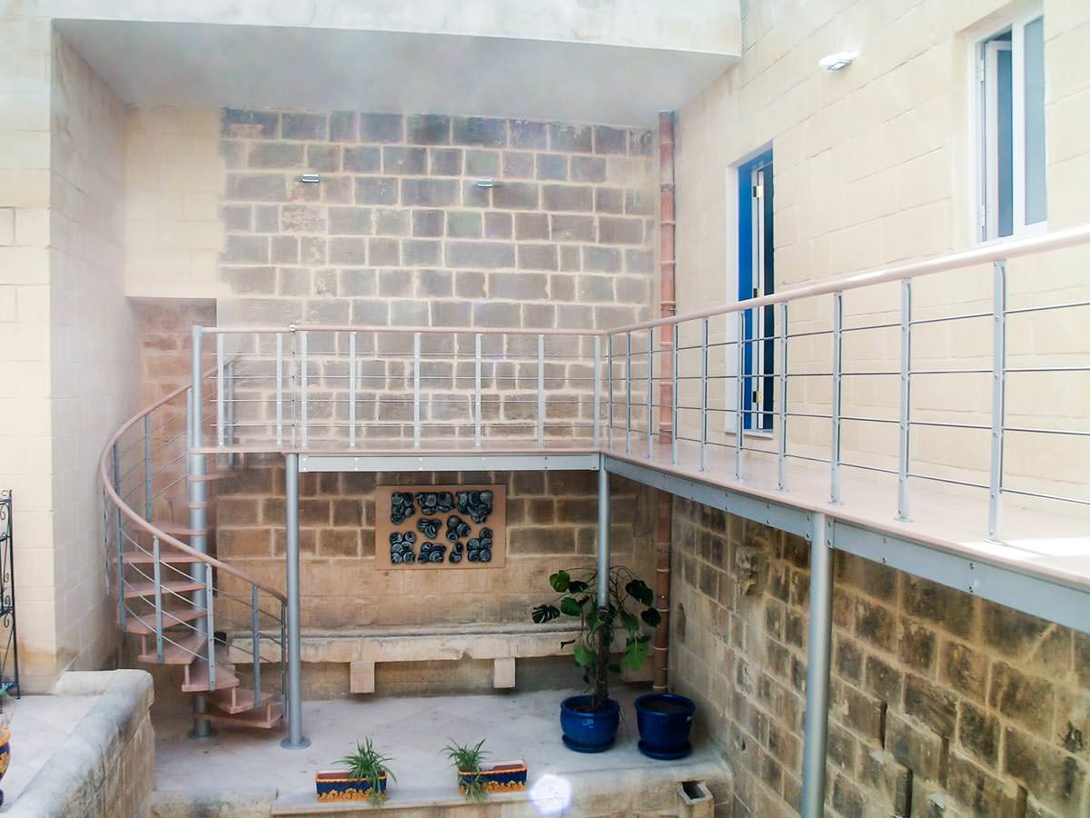 Scala installata a Ferrara - Rintal