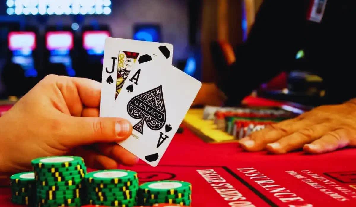 The Best Blackjack Betting Strategy | Beginner's Guide | Rivalry