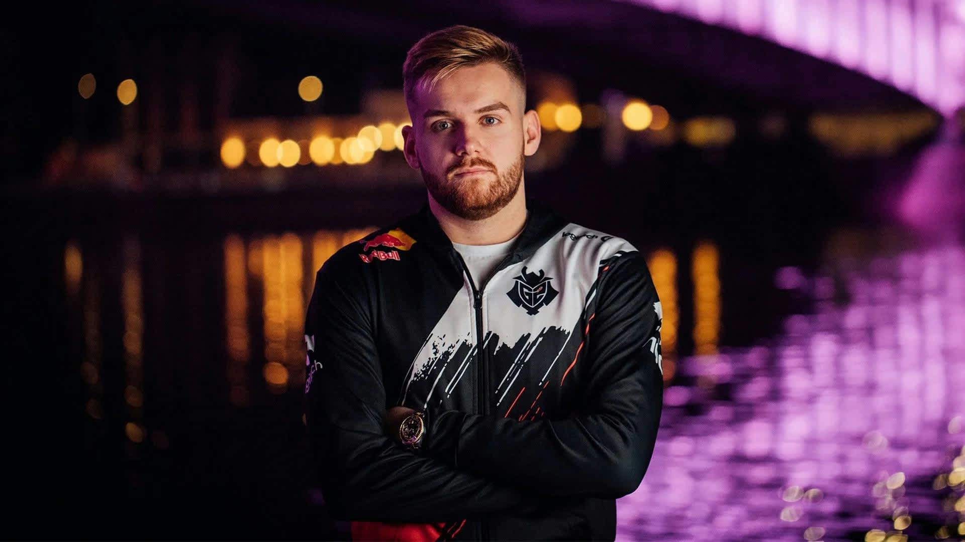 Best CS GO Crosshair Codes And Settings | Rivalry