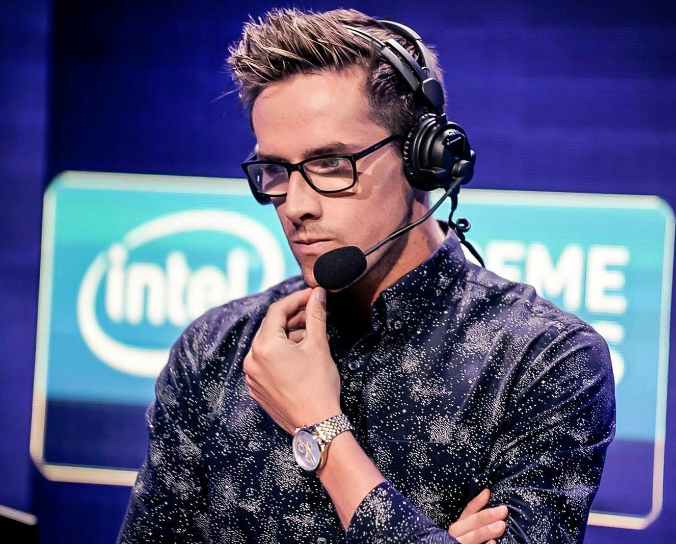 Best CS GO Crosshair Codes And Settings | Rivalry