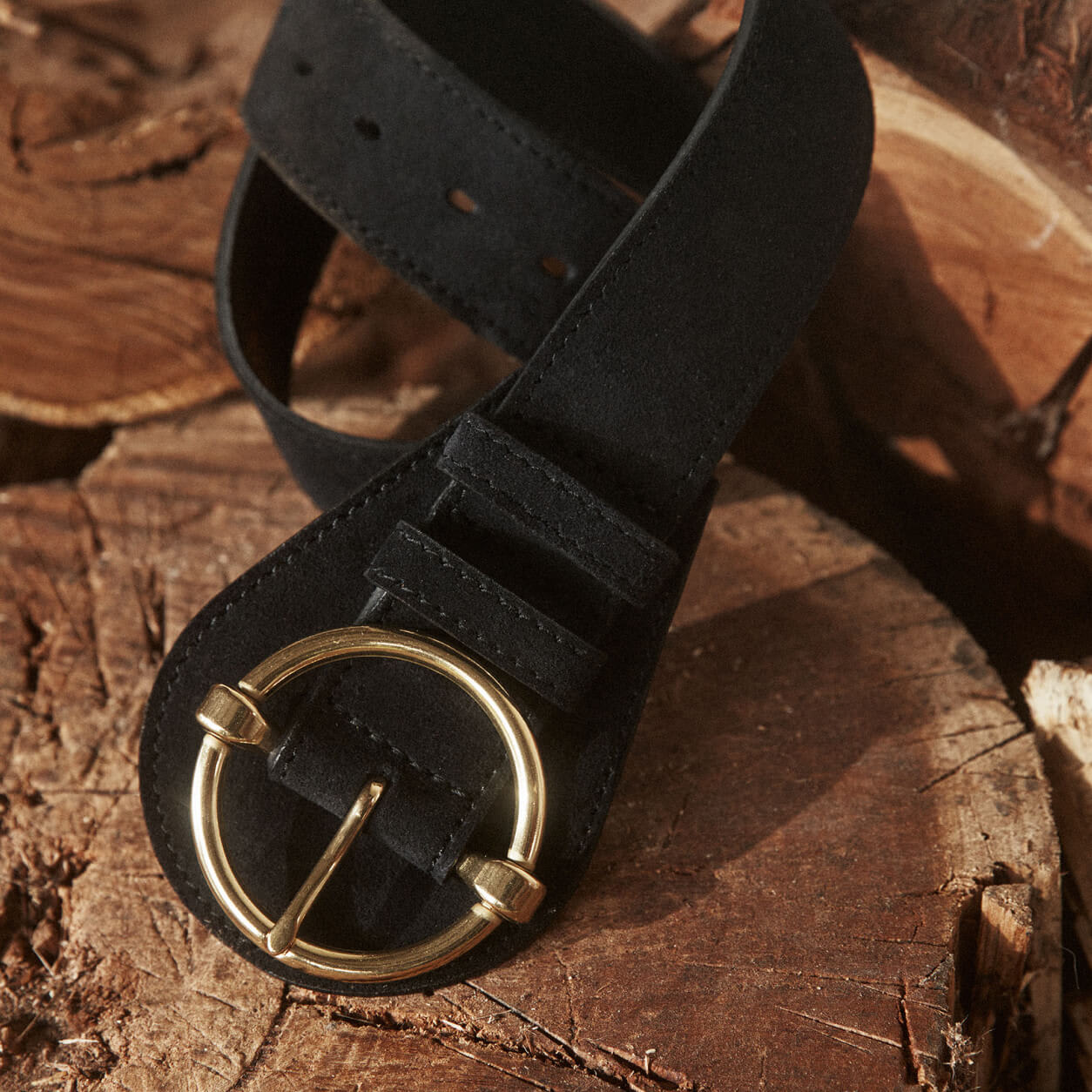 Handcrafted leather boots, clothing, and accessories | R.M.Williams®️