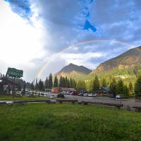 Yellowstone National Park Lodging & Hotels | US Park Lodging
