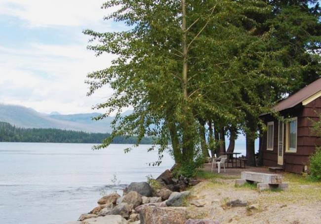 Apgar Village Lodge & Cabins | Glacier National Park