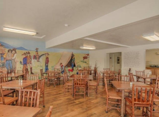 Brandin' Iron Inn | West Yellowstone