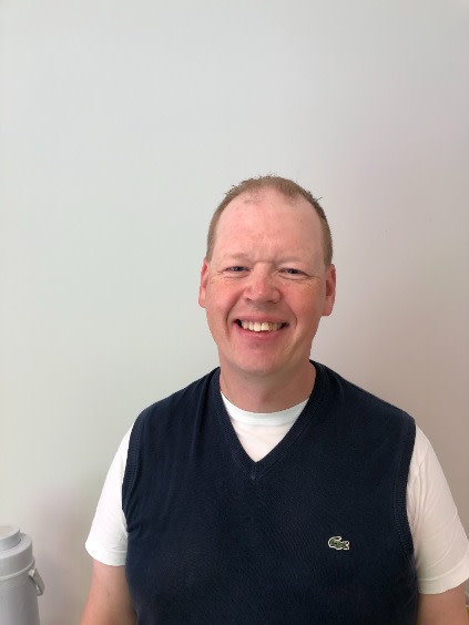 Niclas Jönsson - Rolfs Flyg & Bussresor