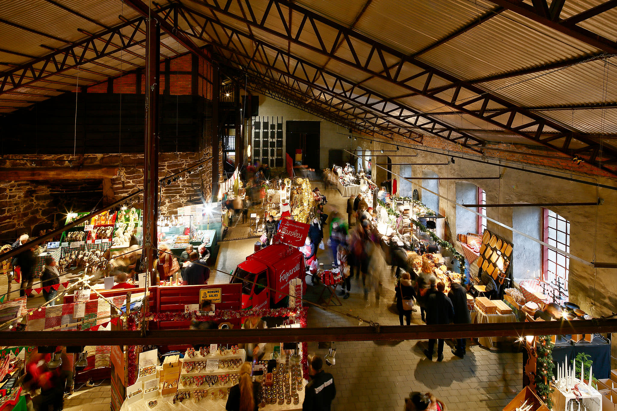 Julmarknad Huseby - Rolfs Flyg & Bussresor