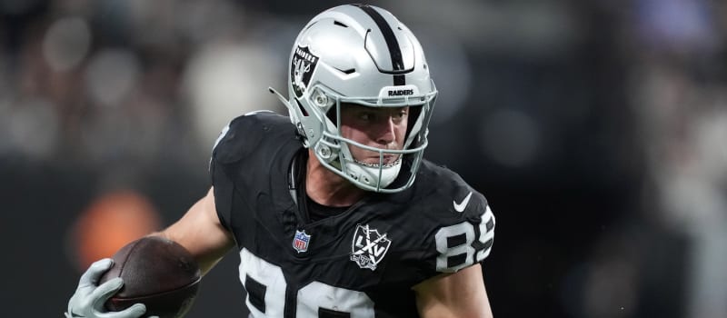 NFL DFS and Daily Fantasy Football 2026 | RotoWire