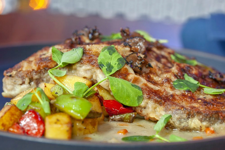 Satisfy your cravings for traditional and New American cuisine with