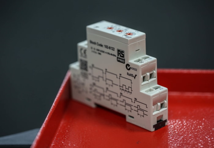 RS PRO | RS PRO DIN Rail Mount Timer Relay, 12 → 230V ac/dc, 0.1 s → ...
