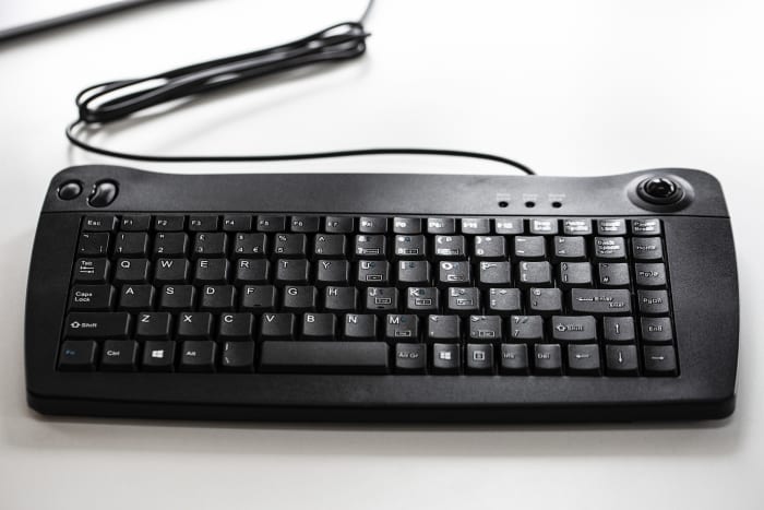 RS PRO | RS PRO Wired USB Trackball Mini Keyboard, QWERTY (UK), Black ...