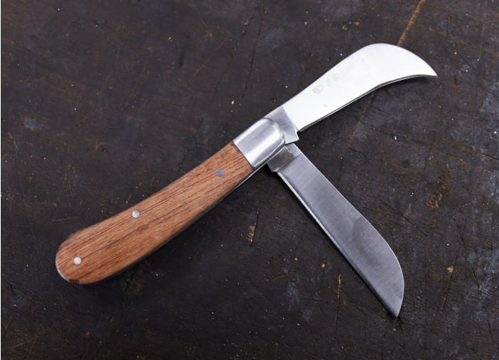 843 Facom | Facom Twin-Blade Twin Electrician Knife, 100mm Closed ...