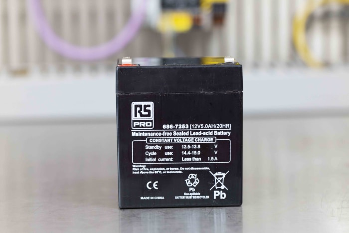 RS PRO | RS PRO 12V T1 Sealed Lead Acid Battery, 5Ah | 686-7253 | RS