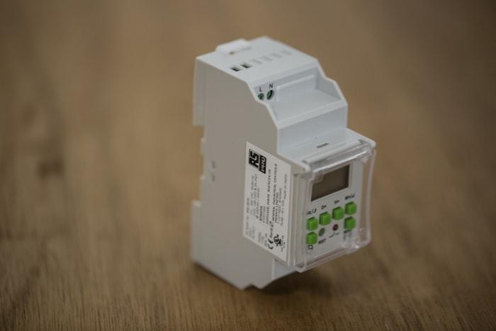 RS PRO | RS PRO DIN Rail Time Switch 110 → 240 V ac, 1-Channel | 896 ...