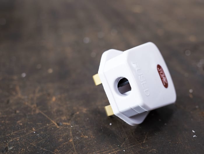 RS PRO | RS PRO UK Mains Plug, 13A White, Cable Mount Thermoplastic ...