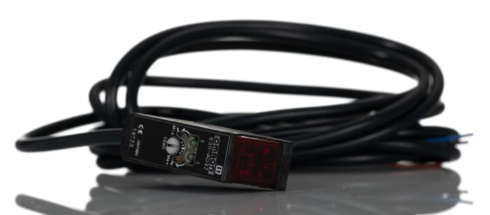 E3SAD32 Omron | Omron Diffuse Photoelectric Sensor, Block Sensor, 700 mm Detection Range | 171 ...