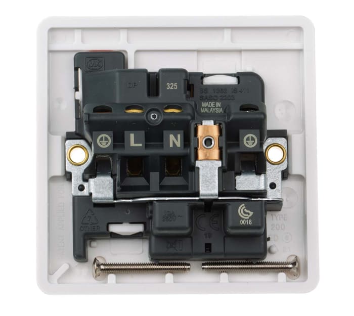 K2757 WHI MK Electric | MK Electric Logic Plus White 1 Gang Plug Socket ...