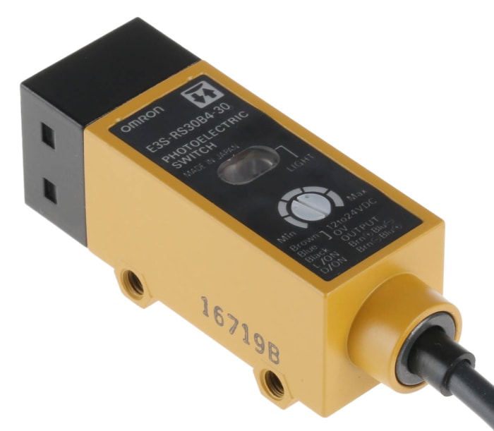 E3S-RS30B4-30 Omron | Omron Retroreflective Photoelectric Sensor, Block Sensor, 300 mm Detection ...
