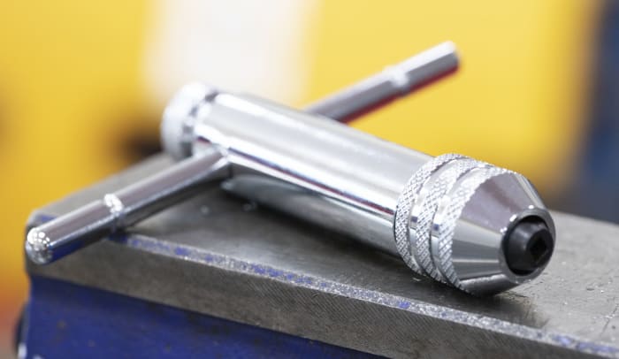 05042 EXACT | EXACT Short Ratchet Tap Wrench Steel M5 → M12 | 508-9339 | RS