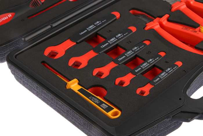 RS PRO | RS PRO 14 Piece Engineers Tool Kit with Case, VDE Approved ...