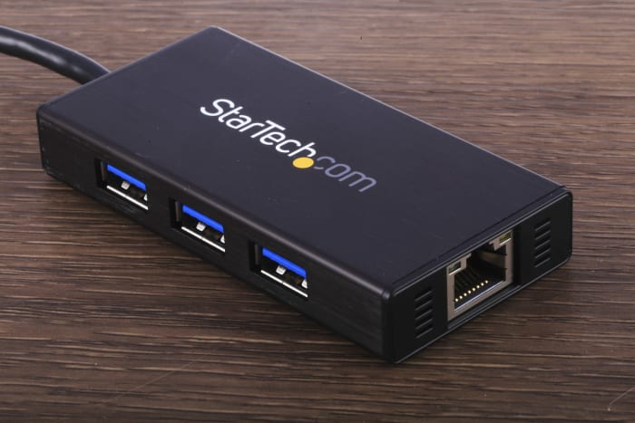 ST3300GU3B StarTech.com | StarTech.com 3 Port USB 3.0 USB A Hub, AC ...