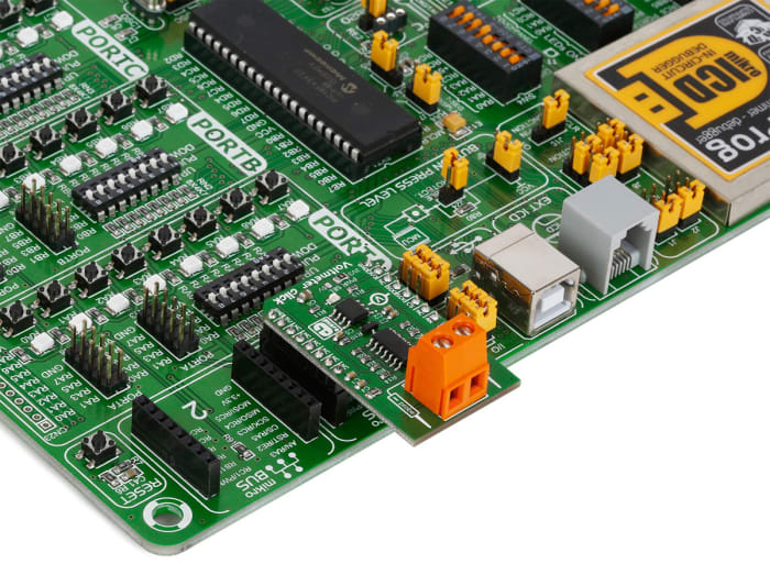 MIKROE-2436 MikroElektronika | MikroElektronika Voltmeter click Voltage Measurement for MCP3201 ...