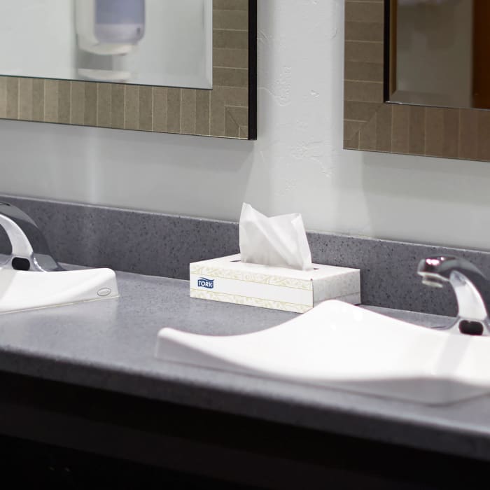 476417 Tork | Extra Soft White Facial Tissues, Box of 150 | 136-9635 | RS