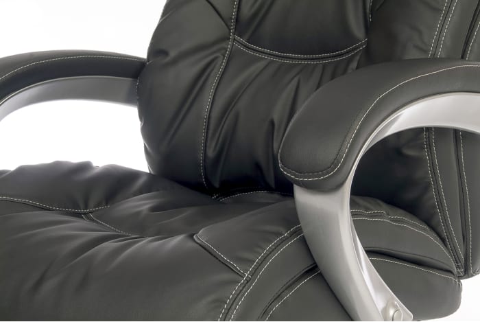 RS PRO | RS PRO Black Faux Leather Executive Chair | 180-9720 | RS