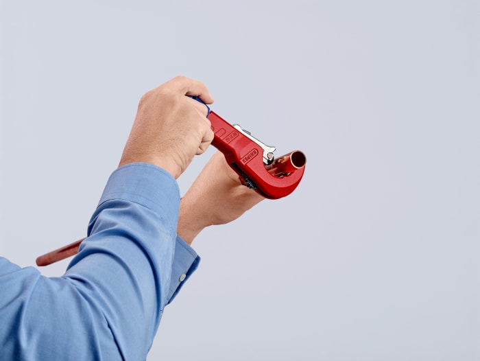 90 31 02 BK Knipex | Knipex TubiX® Pipe cutter 6 → 35 mm, Cuts Special ...