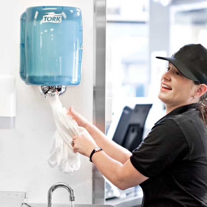 653000 Tork | Tork Maxi Wipe Dispenser, Wiper Dispenser | 240-9497 | RS