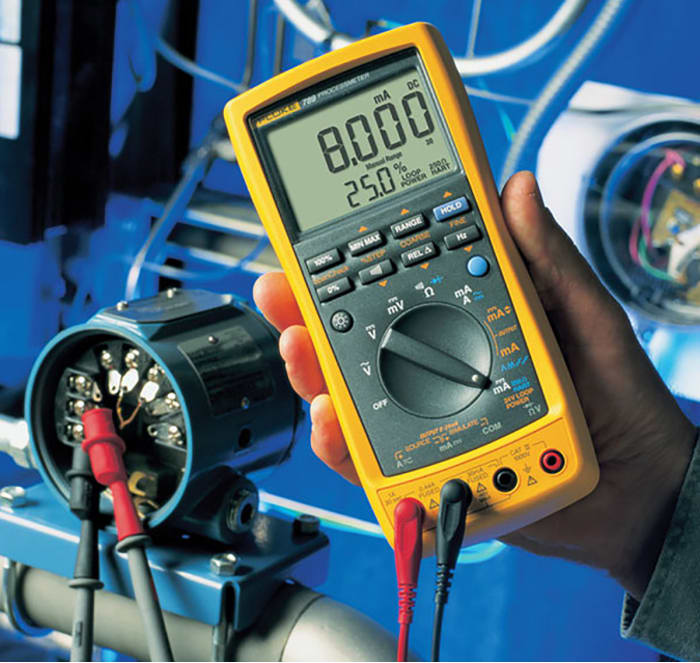 FLUKE-789 Fluke | Fluke 789 Multi Function Calibrator | 447-7707 | RS