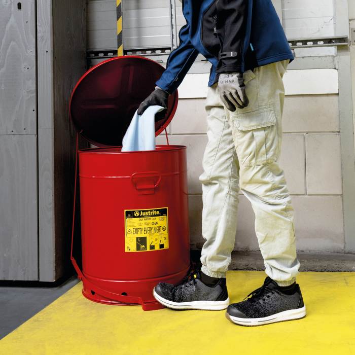 JCN09700RD Justrite | Justrite Safety Cans 80L Red Pedal Steel ...