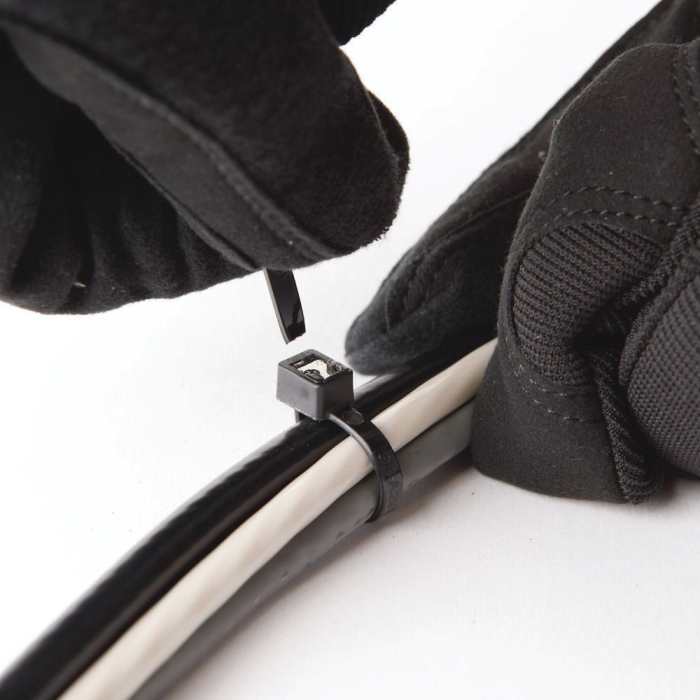 601018 nVent CADDY | nVent CADDY Cable Tie, Cable Tray Cable Tie, 200mm ...