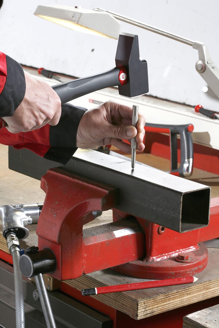 200C.30 Facom | Facom Engineer's Hammer with Graphite Handle, 470g ...