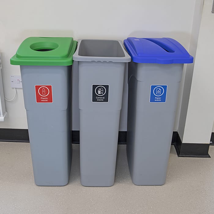 101693 Robert Scott | Robert Scott 90 Litre Wall Hugger Bin Base 90L ...