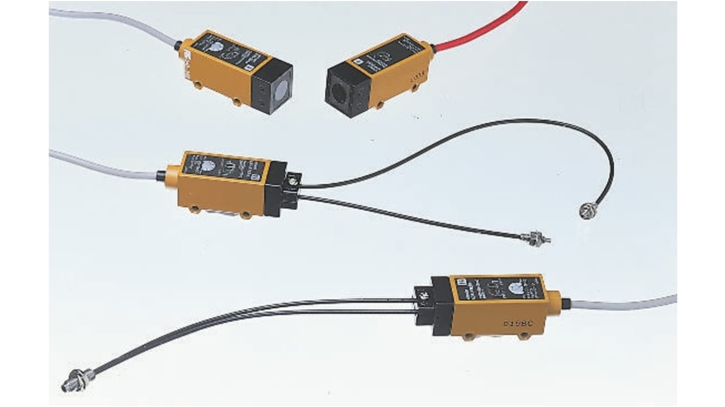 E3SX3CB4 | Omron Amplifier, For Use With E3S-X3 Series | RS