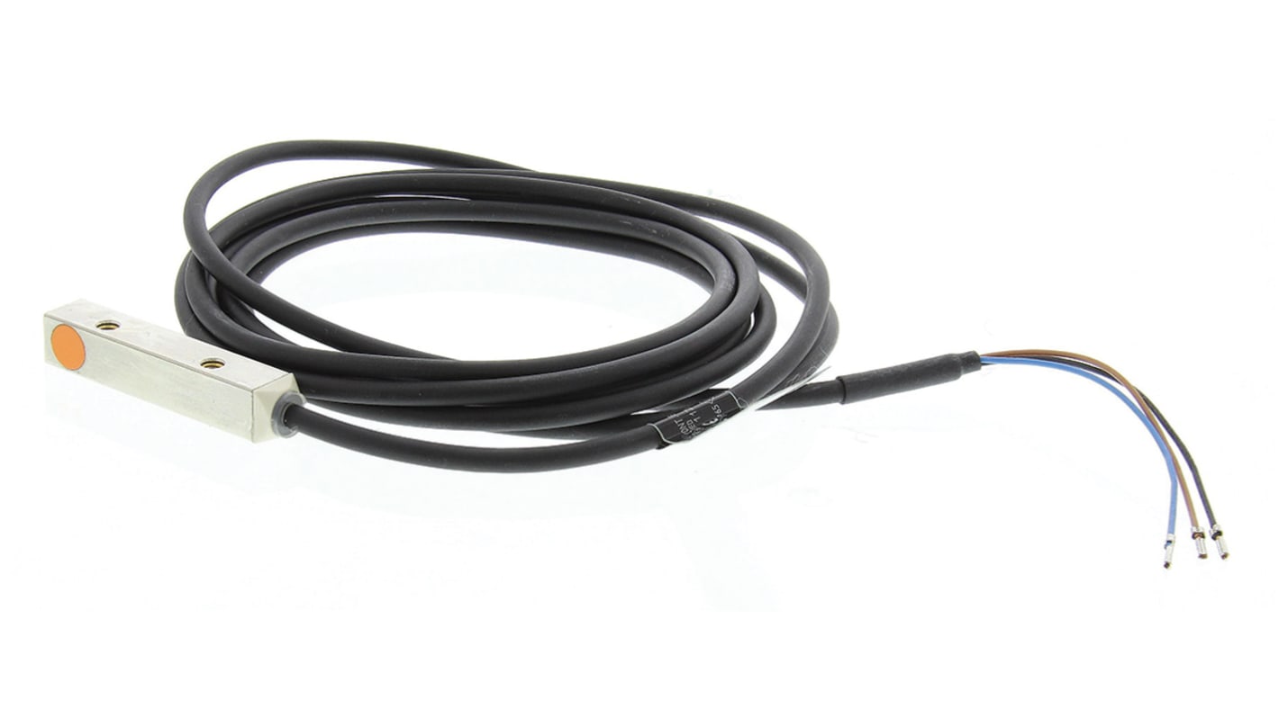 IL5002 | ifm electronic Inductive Block-Style Proximity Sensor, 2 mm ...